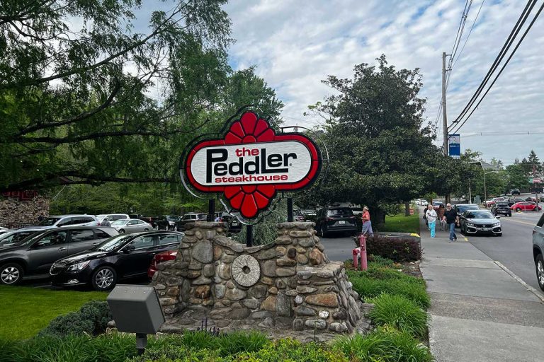 What Food is Gatlinburg Famous For? (15 Examples) - National Parks Etc.